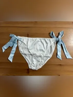 Victoria's Secret | Intimates & Sleepwear | Victorias Secret Cheeky ...